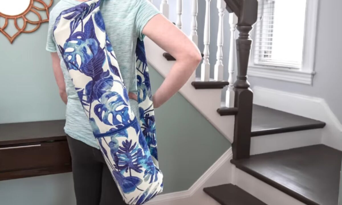 Amazing DIY: How To Make A Yoga Mat Bag (Quick & Easy!)